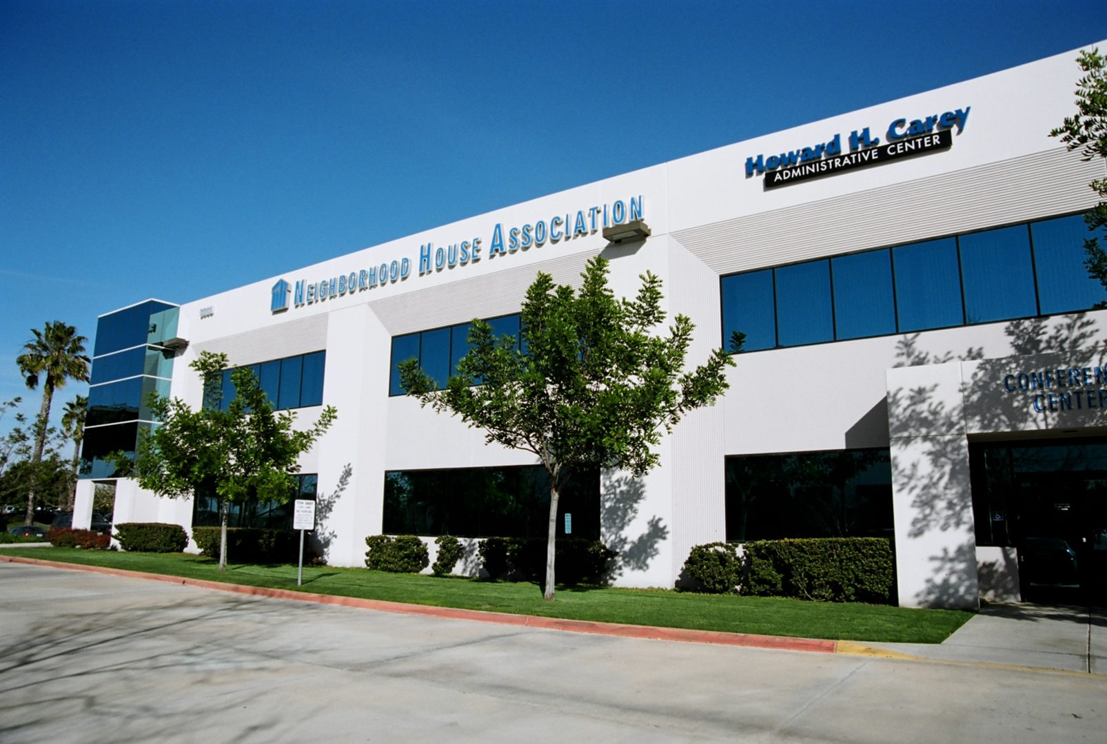 Career Opportunities – Neighborhood House Association